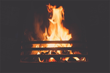 How to use a coal fireplace safely - London Gases